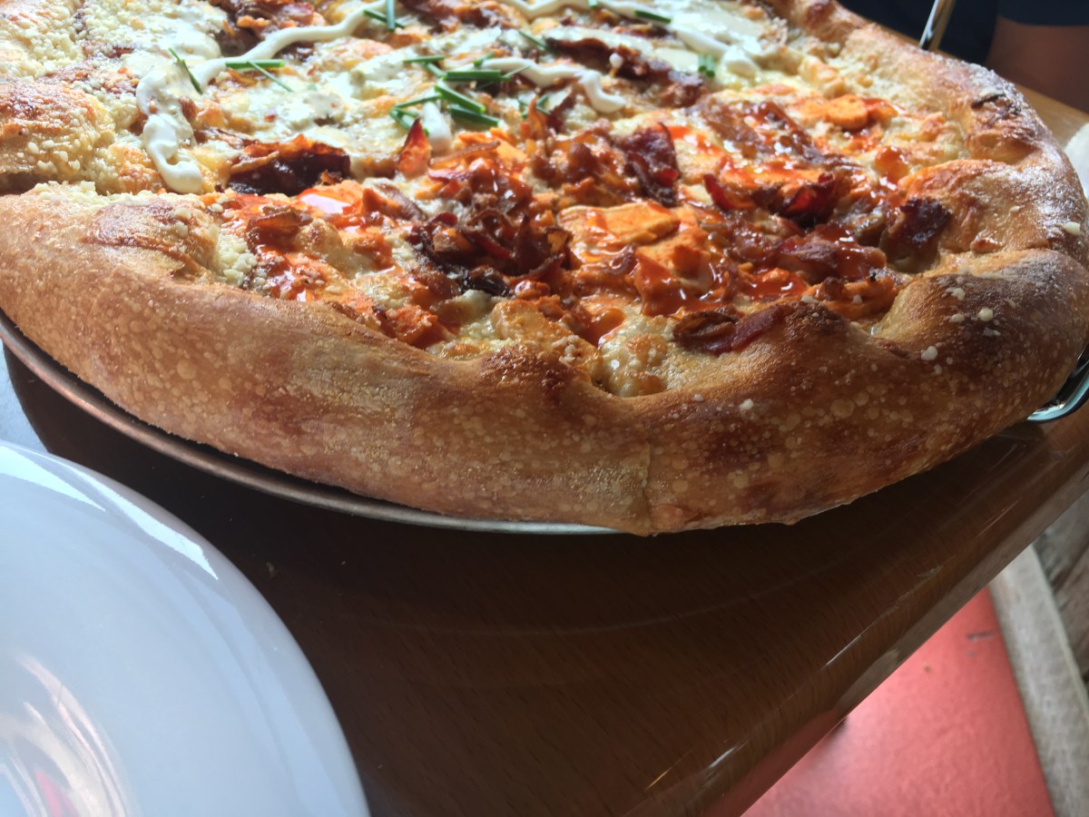 Pizza Party! – Buffalo Chicken, Beagles, & Beyond